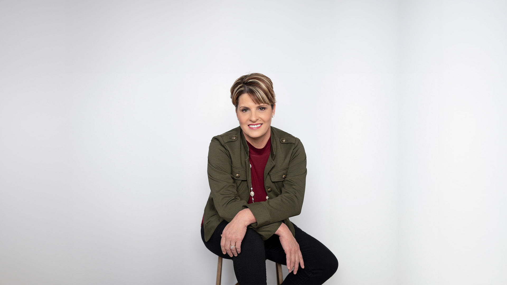 Teresa Meares on Building Strong Teams Through Employee Insight - CXO ...